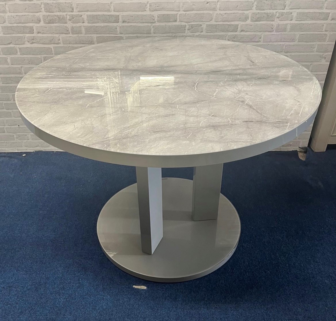 Glenkeen Furnishings. Ellie Round Dining Table (Grey Marble Effect) + 4 ...